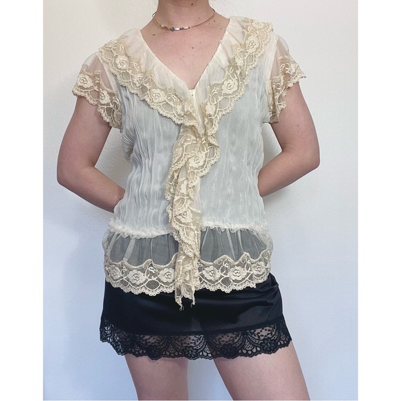 Signature by Robbie Bee | Tops | Signature By Robbie Bee Y2k Offwhite ...